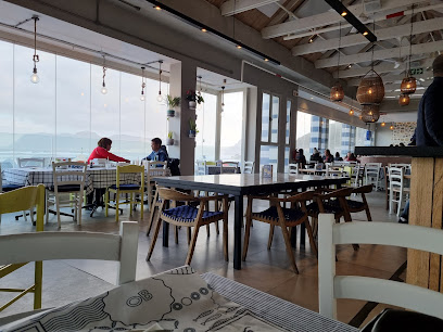 Ocean Basket Muizenberg: Top Muizenberg Seafood